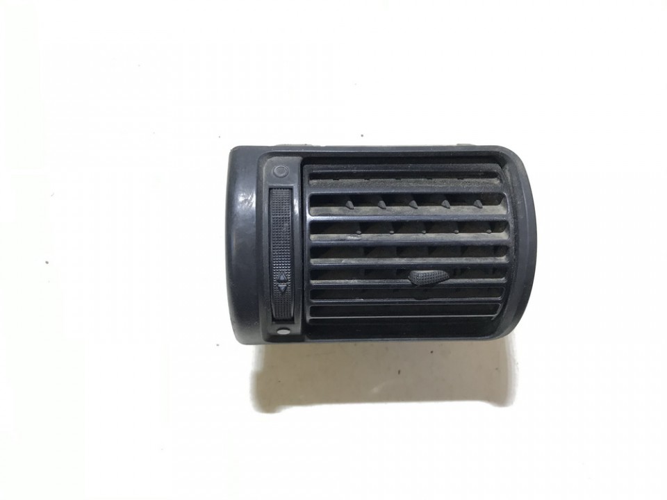 8d1820901 used Dash Vent (Air Vent Grille) Audi A4 1997 1.9L ...