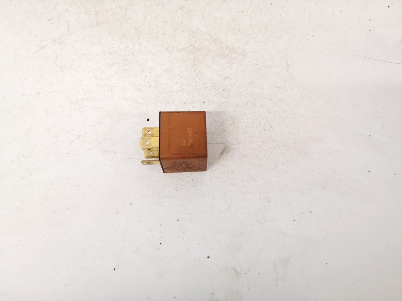 90491314 0332209136 Relay module SAAB 9-3 2002 2.2L - EIS01565421 ...