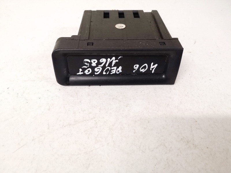 93861 used Dashboard Radio Display (Clock,Info Monitor,BORD COMPUTER ...