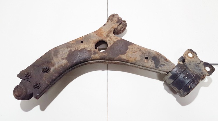 used used Control arm - front right Ford Focus 2006 1.8L - EIS00995449 ...
