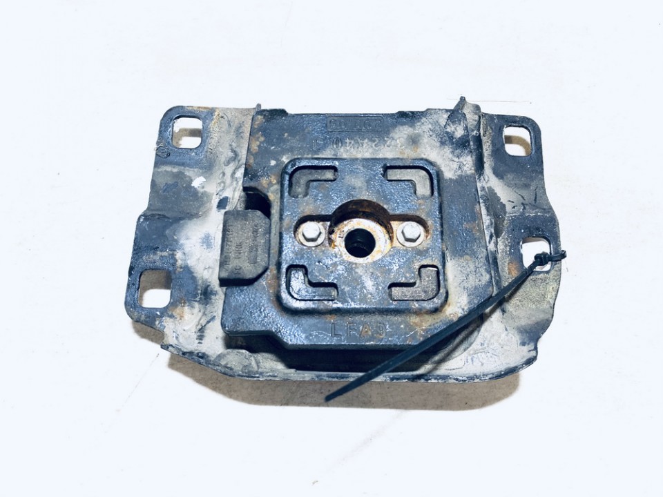 349249 322a40j, 4n517m121 Engine Mounting and Transmission Mount ...