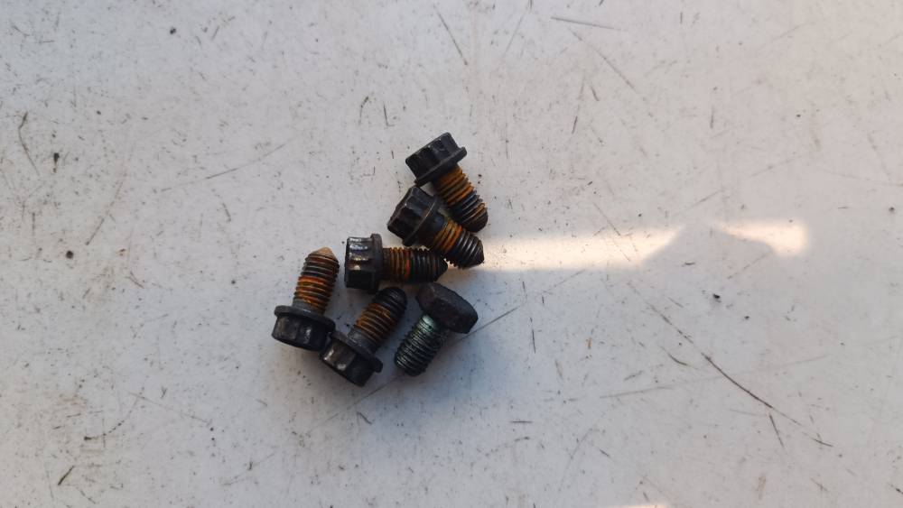 used used Pressure Plate screw Volkswagen Passat 2005 2.0L ...