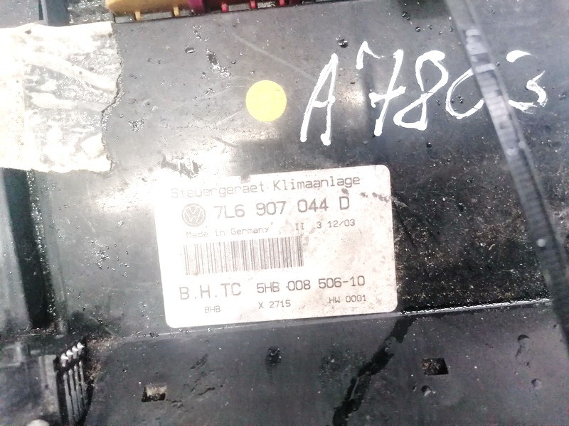 7L6907044D 5HB00850610 Climate Control Panel (heater control switches ...
