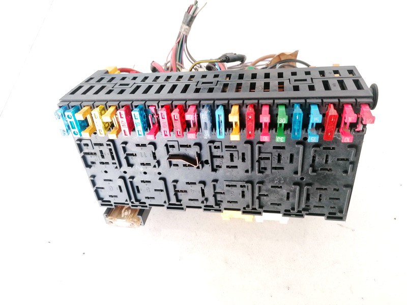 357937039 USED Fuse box Volkswagen Vento 1995 1.9L - EIS01125536 | Used ...