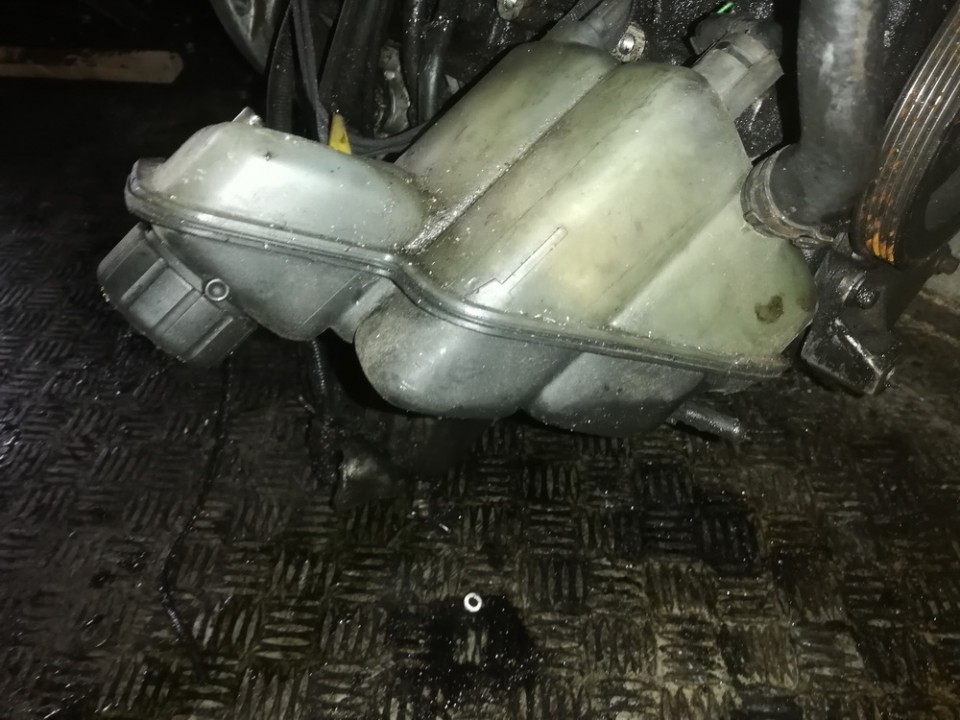 1685000249 USED Expansion Tank coolant (RADIATOR EXPANSION TANK BOTTLE ...