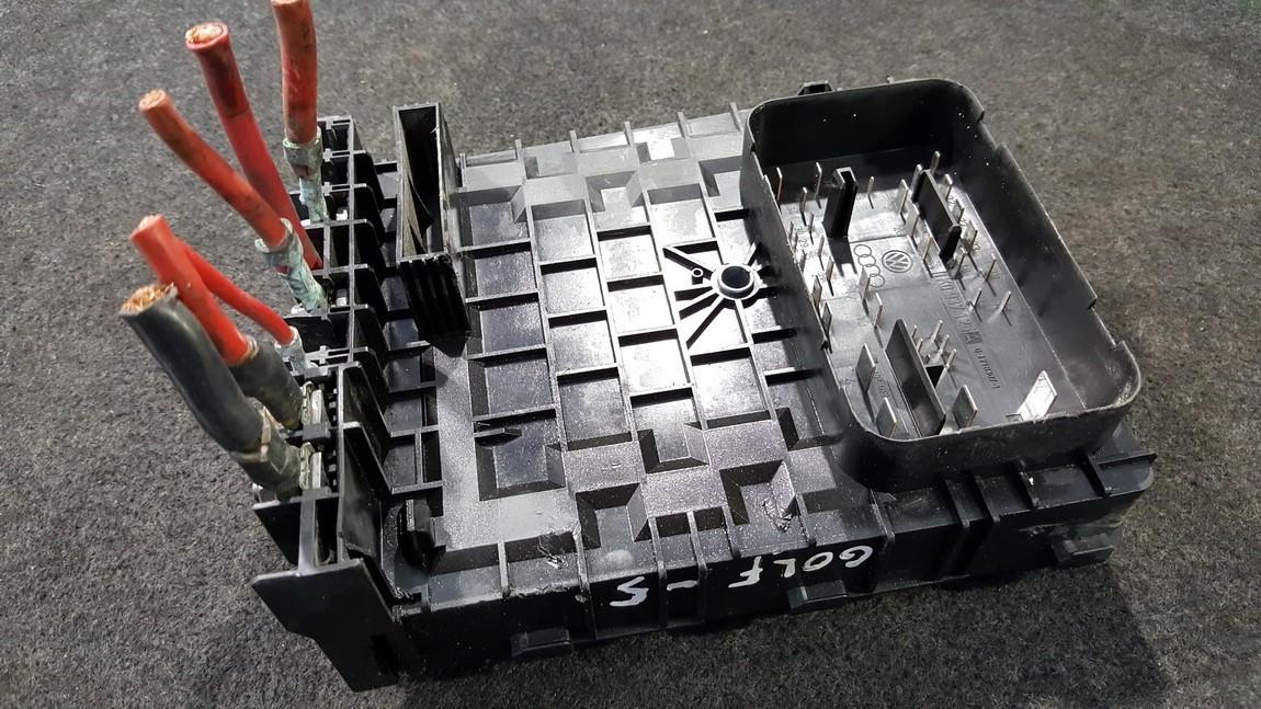 1K0937125A 0-1718307-1, 017183071, 0-1718130-1, 017181301 Fuse box ...