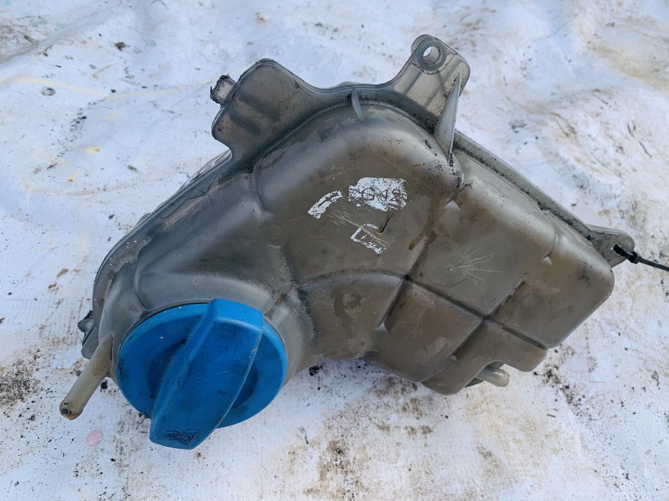8e0121403e used Expansion Tank coolant (RADIATOR EXPANSION TANK BOTTLE ...