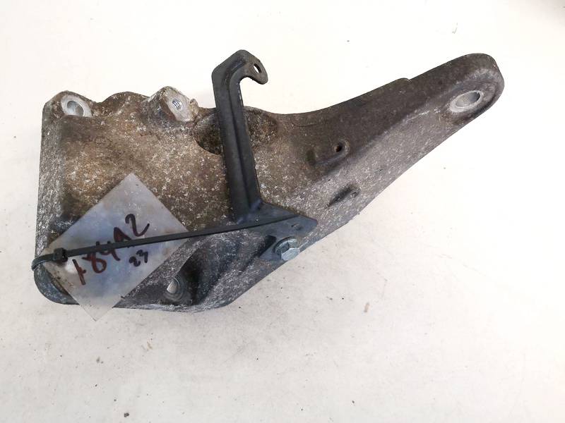 3d0199308ab used Engine Mount Bracket and Gearbox Mount Bracket ...