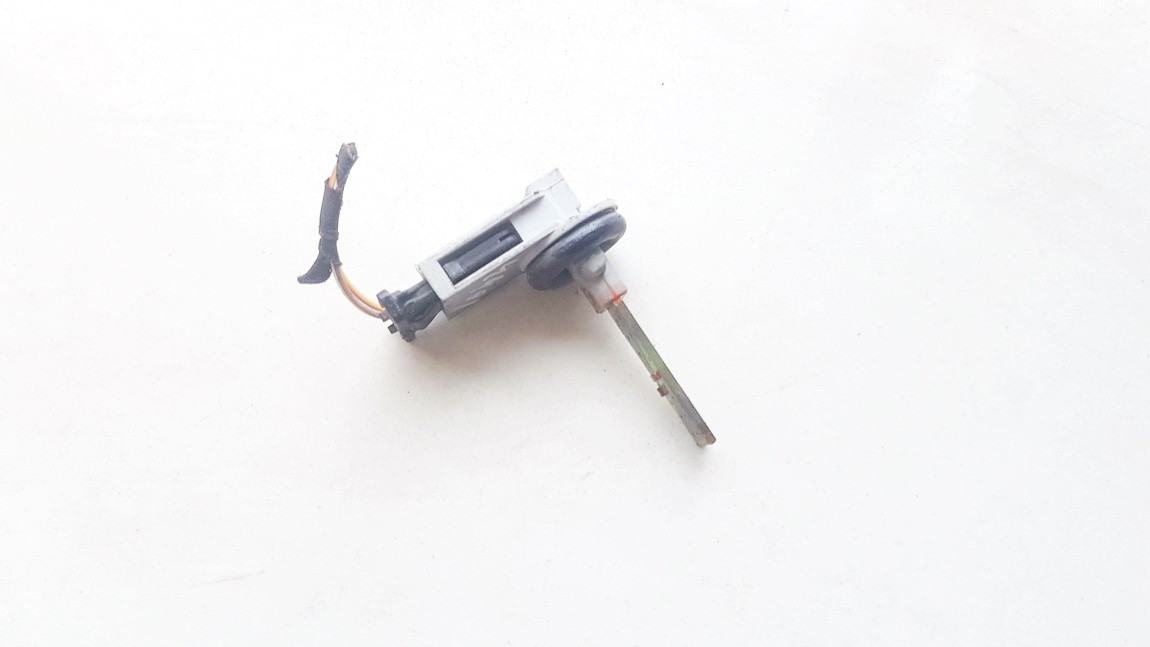 3d0907543a used Intake Air Temperature Sensor (Cabin Air Temperatur ...