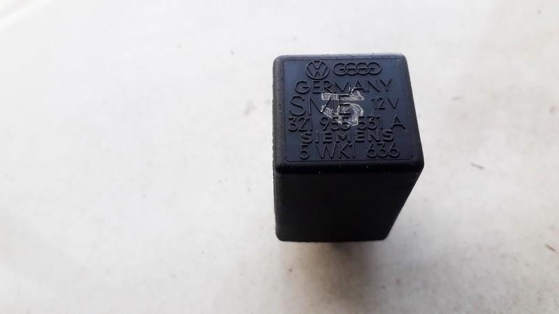 321955531A 5WK1626 Relay module Volkswagen Polo 1996 1.4L - EIS00895782 ...