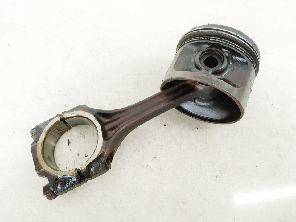 053F Volkswagen Golf 1994 Piston and Conrod (Connecting rod) | EuroImpex