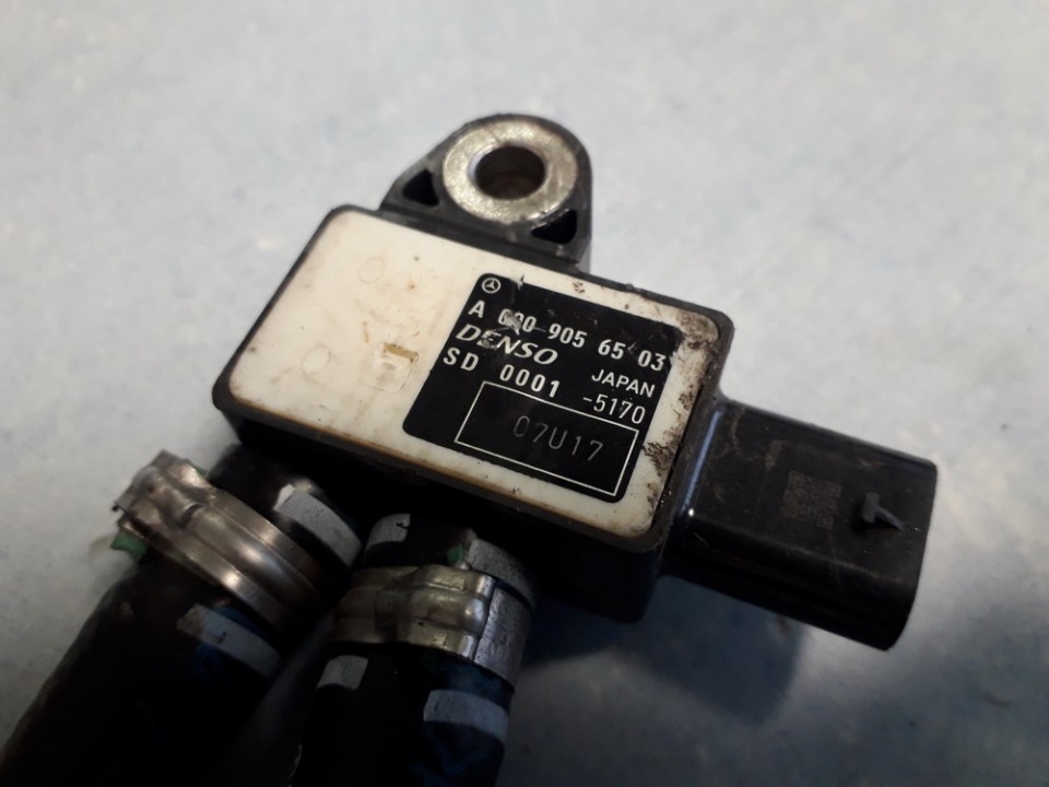 a0009056503 used DPF Pressure Sensor (DPF Exhaust Differential Pressure ...