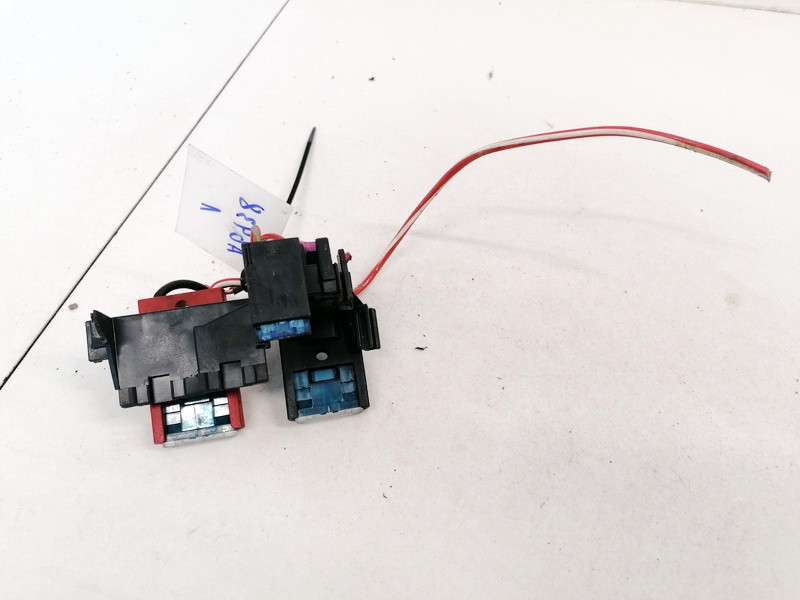 8A0937530 USED Fuse box Audi A6 2004 2.5L - EIS01245828 | Used Auto ...