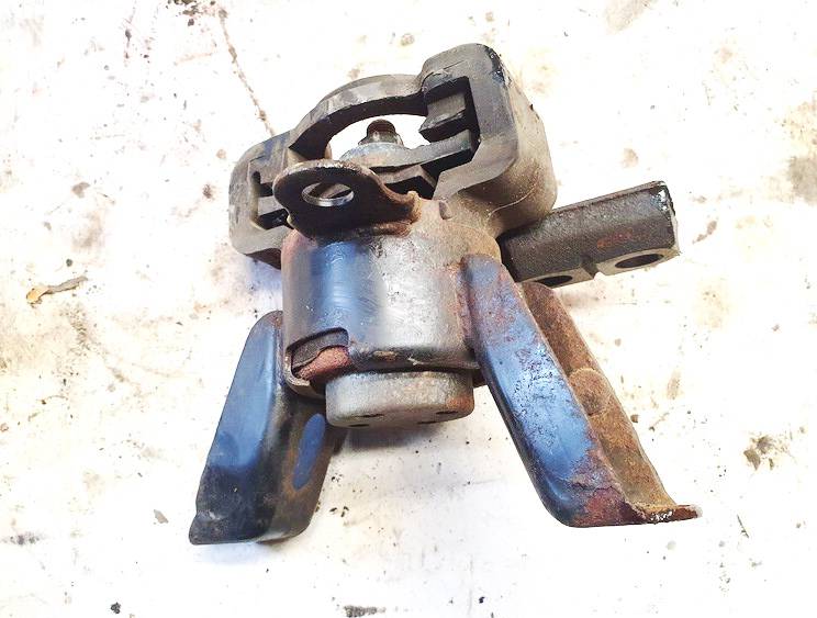 used used Engine Mounting and Transmission Mount (Engine support) Mazda ...