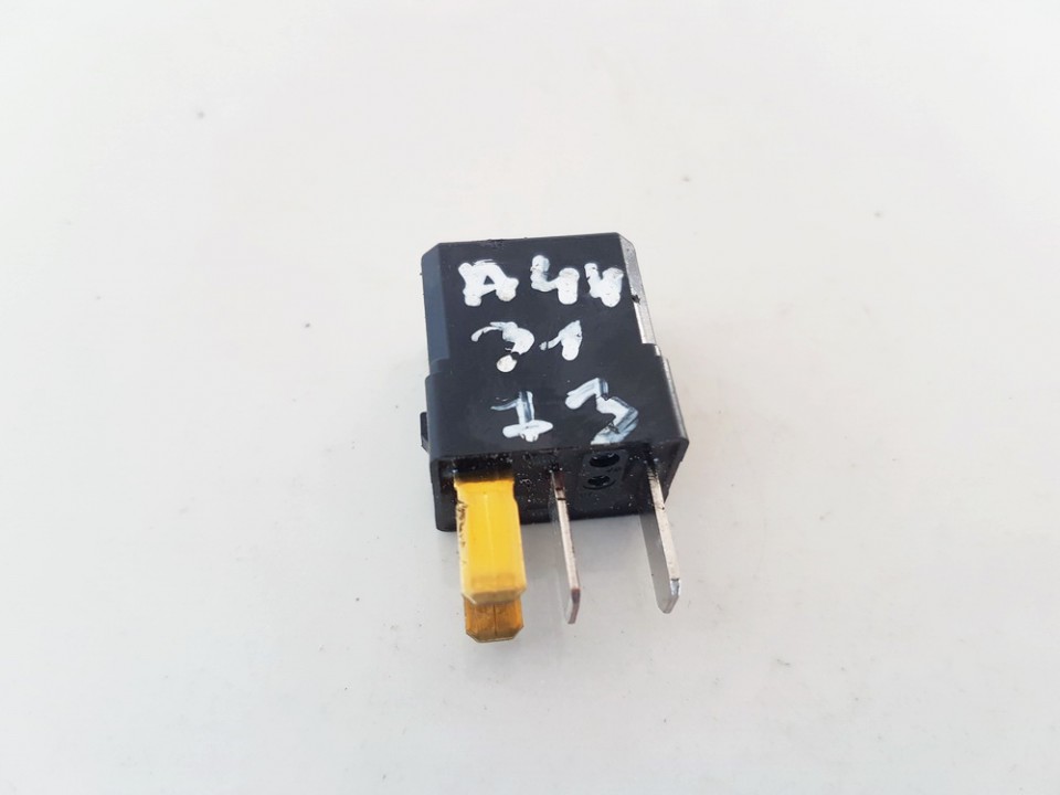 acm33201 used Relay module Nissan X-Trail 2008 2.0L - EIS01045892 ...