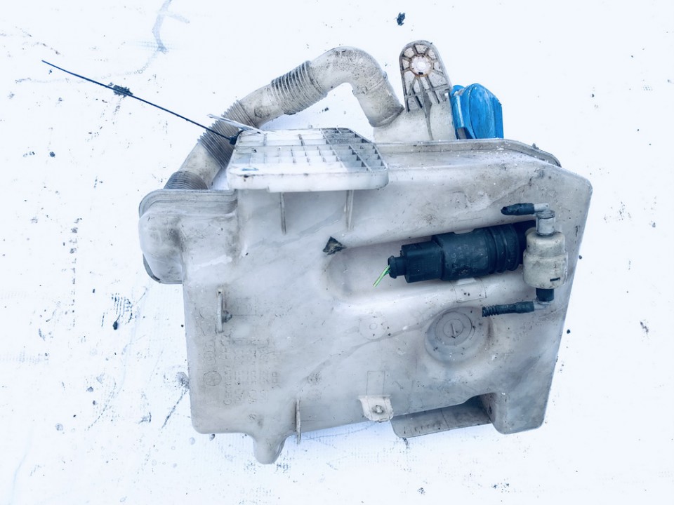 1k0955453q 1k0955453r, 1k0955453s Windshield Washer Reservoir tank ...