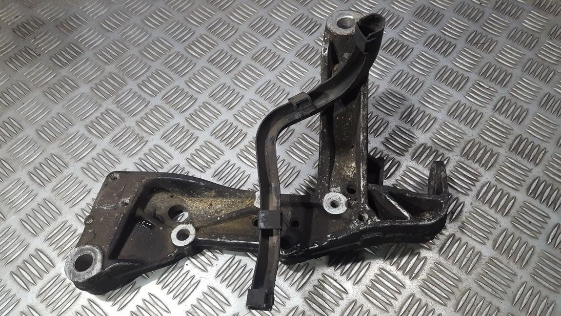 1k0199295f used Engine Mount Bracket and Gearbox Mount Bracket Skoda ...