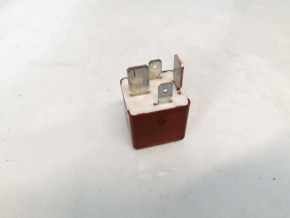9098702016 90987-02016, 156700-1570 Relay module Toyota Avensis Verso ...