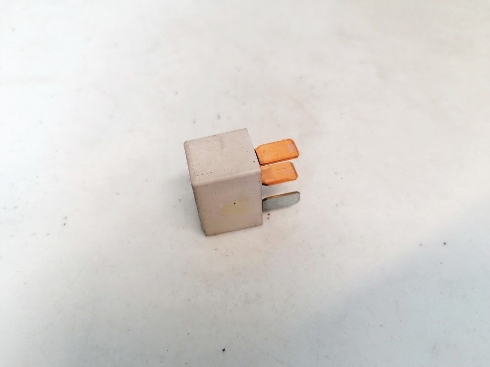 9098702022 90987-02022, 156700-2470 Relay module Toyota Avensis Verso ...