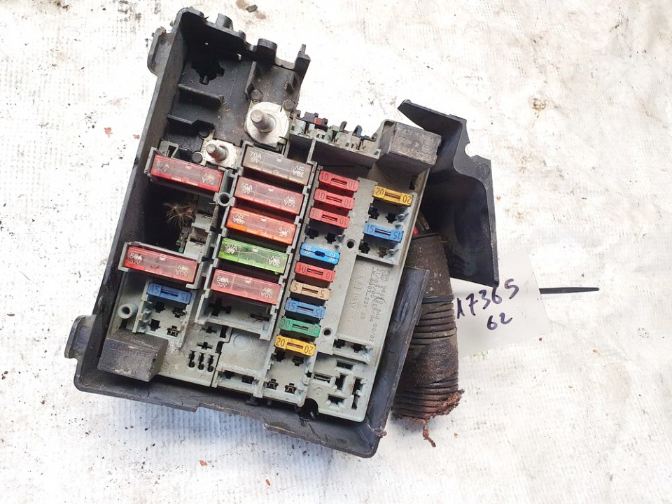 9628024480 311559/04 Fuse box Citroen Xsara 2001 1.6L - EIS01455928 ...