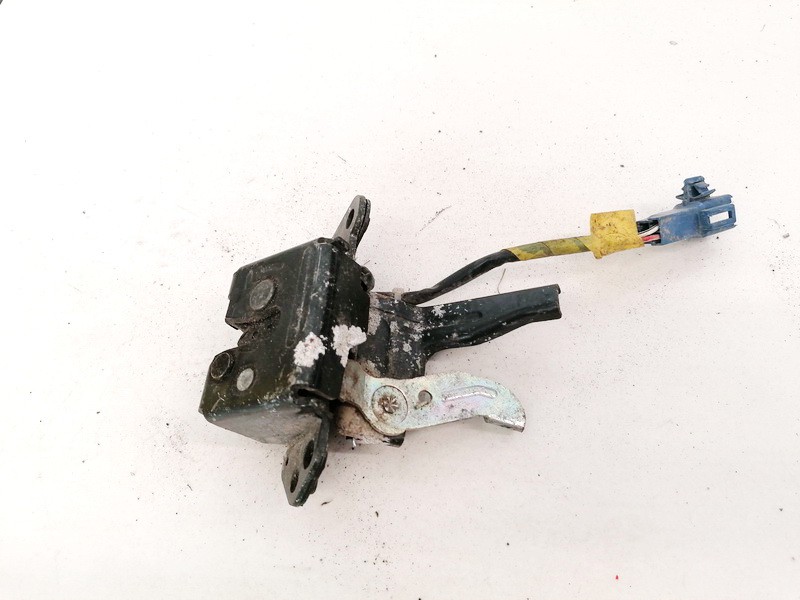 USED USED Rear Trunk Lid Lock Latch Toyota Yaris 1999 1.8L ...