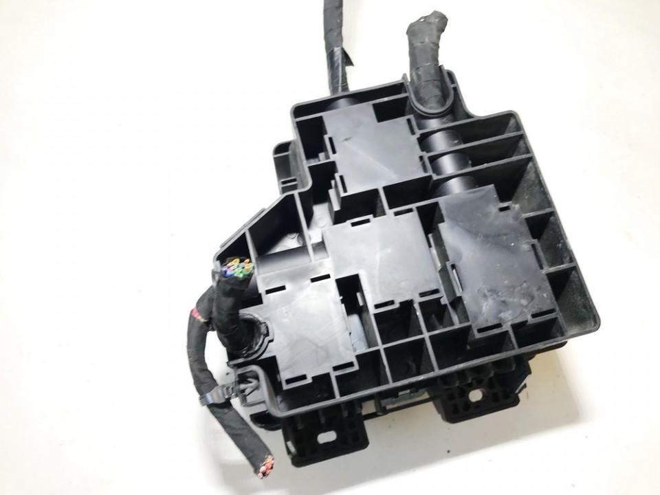 9522438050 95224-38050, 95224-29850 Fuse box Hyundai Santa Fe 2009 2.2L ...