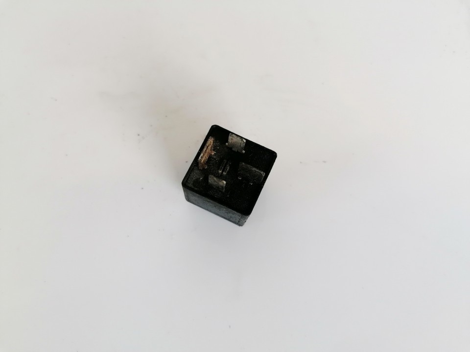 93bg14n089ca v23136-j4-x1 Relay module Ford Escort 1995 - EIS01406051 ...