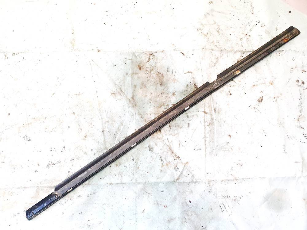 used used Glass Trim Molding-weatherstripping rear right Mercedes-Benz ...