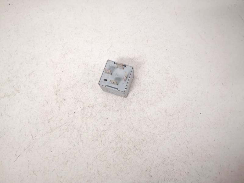 1k0951253 used Relay module Skoda Octavia 2006 1.9L - EIS01580606 ...