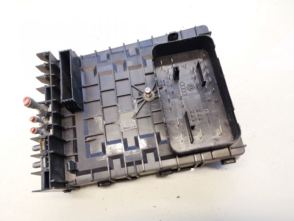 1k0937125a used Fuse box Volkswagen Golf 2006 - EIS01006098 | Used Auto ...