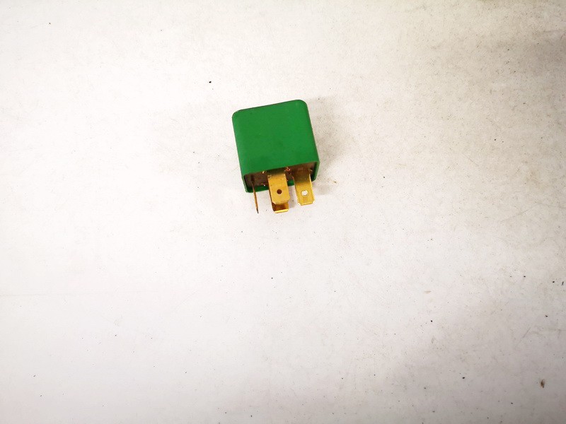 3447012 used Relay module Opel Omega 1995 2.0L - EIS01216137 | Used ...