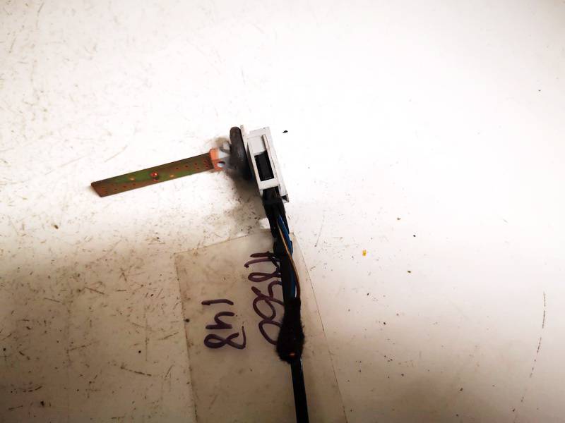 4B0820539 Volkswagen Golf Plus 2005 Intake Air Temperature Sensor ...