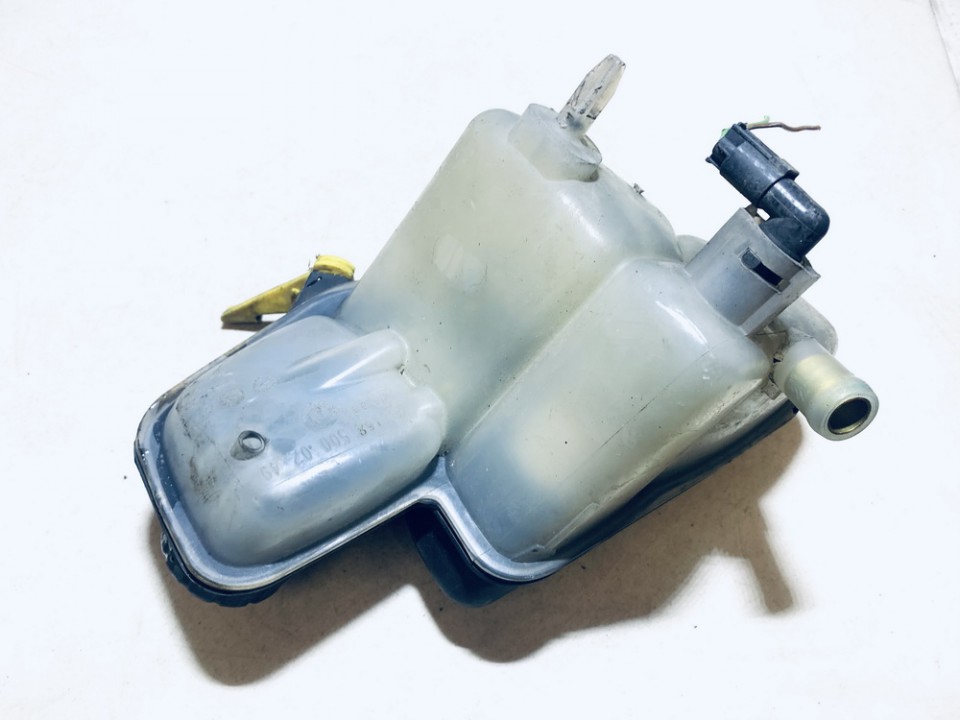 1685000249 used Expansion Tank coolant (RADIATOR EXPANSION TANK BOTTLE ...