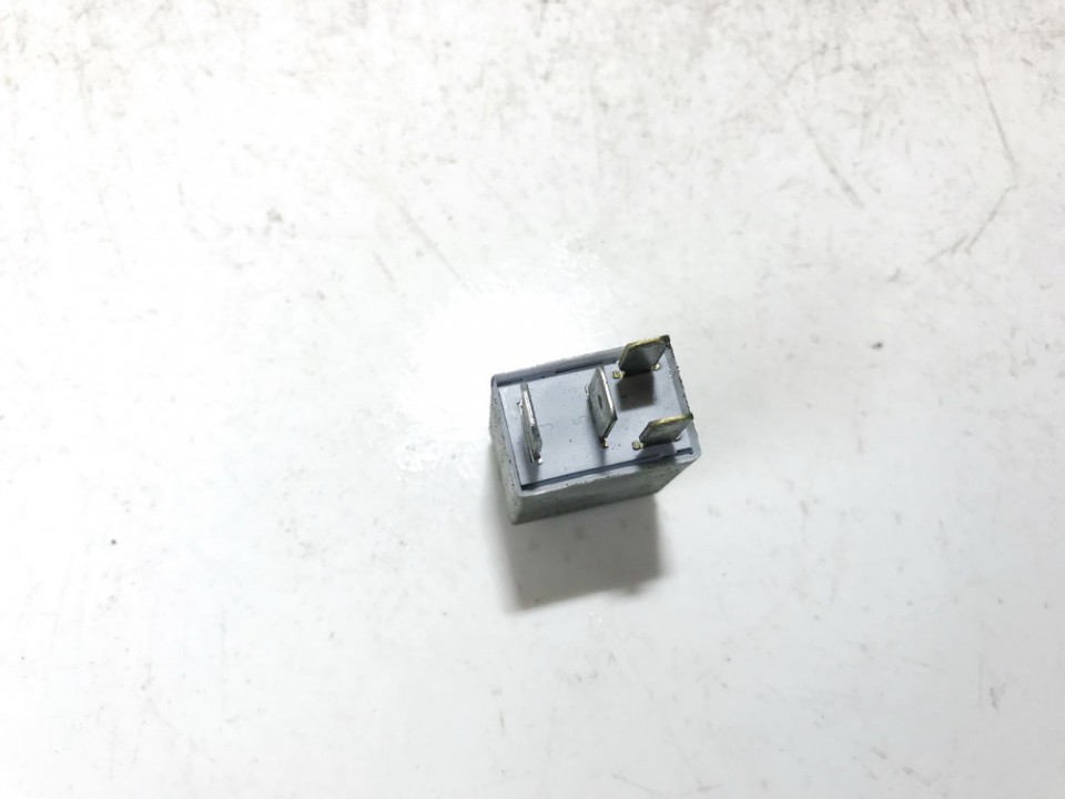1k0951253 0332011100 Relay module Volkswagen Passat 1999 1.6L 4EUR ...