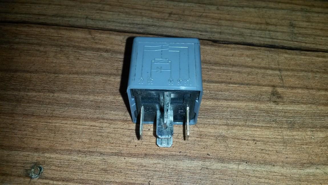 7700421178 Renault Kangoo 1999 Relay module | EuroImpex