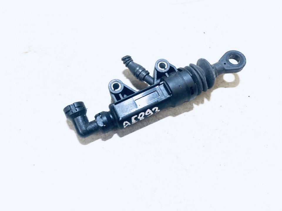 21526758825 MINI Cooper 2002 Master clutch cylinder | EuroImpex