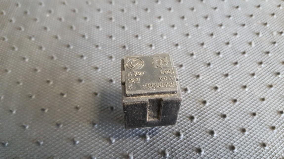 46520429 E46520429, A727692 Relay module Alfa-Romeo 156 2004 ...