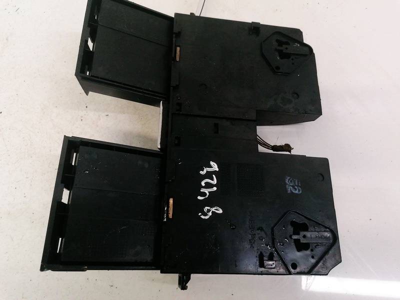 3C0858407 USED Glove Box Assembly Volkswagen Passat 2005 2.0L ...