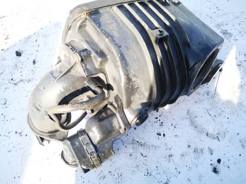 1k0129607c 1k0129610 Air filter box Volkswagen Caddy 2007 1.9L ...