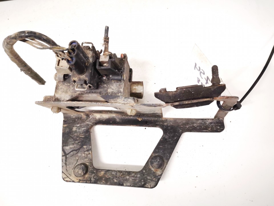 191911261b used Glow plug relay Volkswagen Passat 1996 1.9L ...