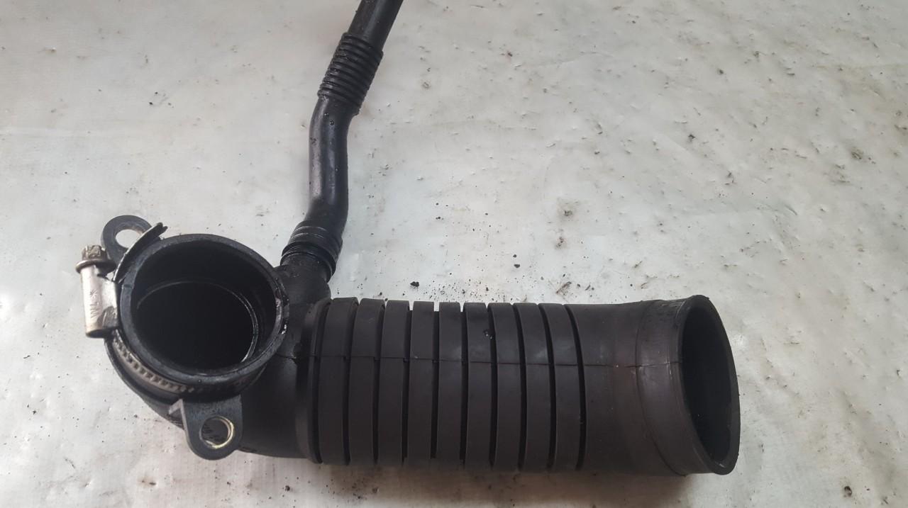 8D0129615 USED TURBO INTERCOOLER PIPE HOSE Volkswagen Passat 2002 1.9L ...