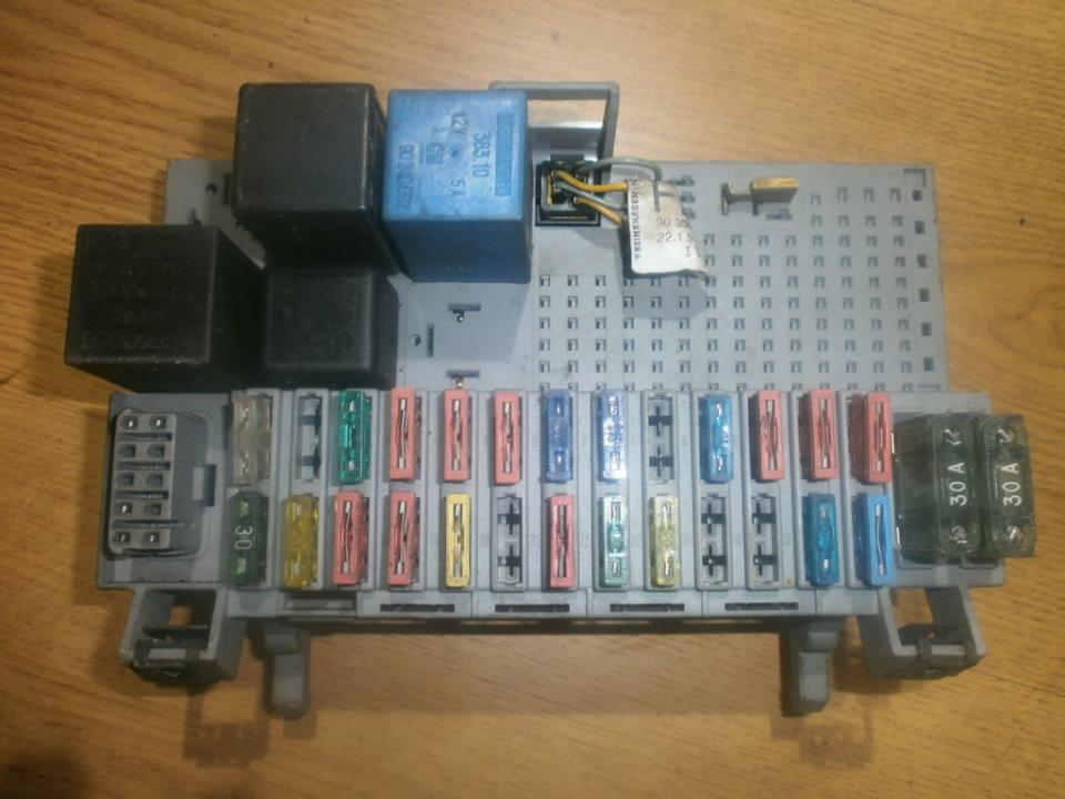 90355680 Fuse box Opel Astra 1994 1.7L - EIS00016475 | Used Auto Parts Shop