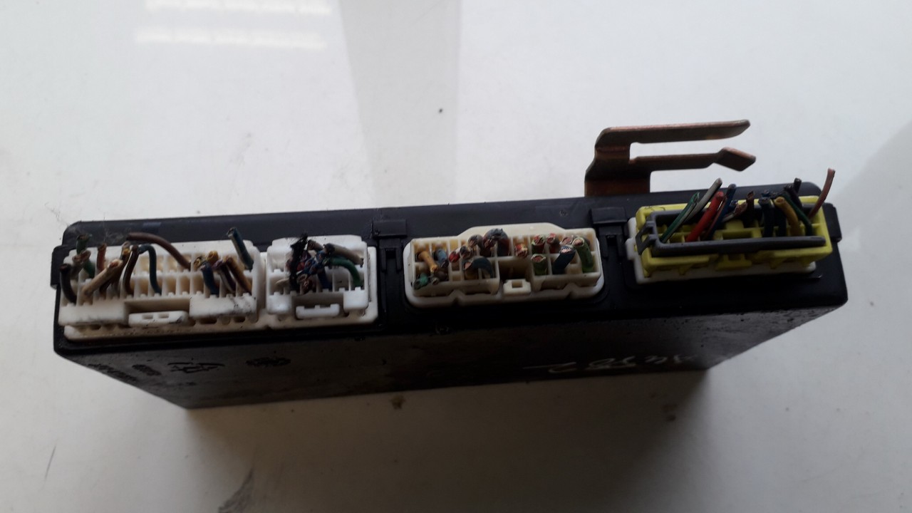 30638707 3817900-360 General Module Comfort Relay (Unit) Volvo V40 2003 ...