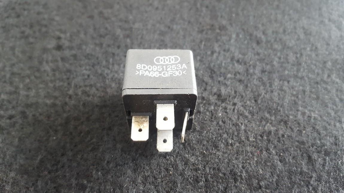 8D0951253A 373 Relay module Volkswagen Passat 2001 1.8L - EIS00236490 ...