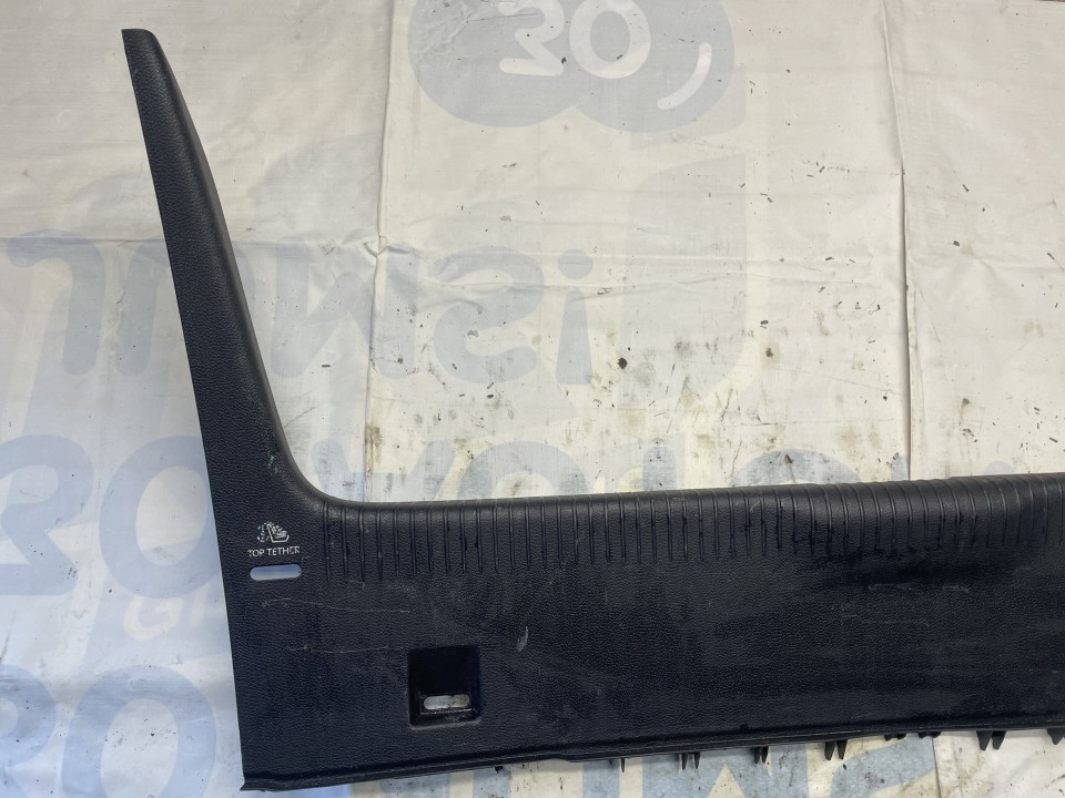 1k6863459 used Metal Boot Lip Cover Volkswagen Golf 2004 2.0L ...