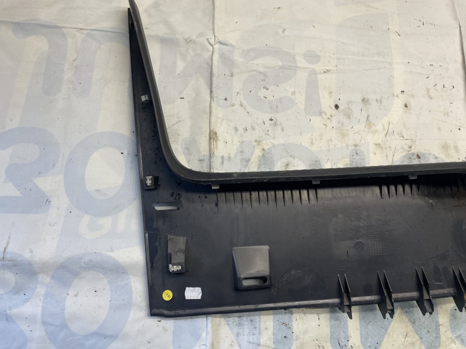 1k6863459 used Metal Boot Lip Cover Volkswagen Golf 2004 2.0L ...