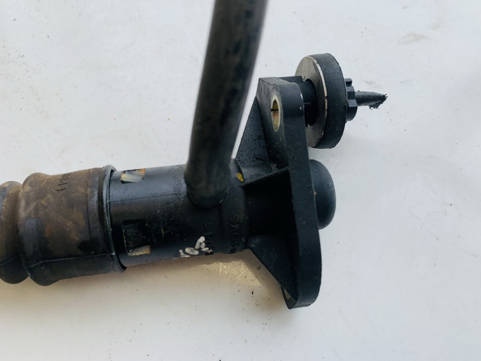 8e1721401 used Master clutch cylinder Audi A4 1997 1.9L - EIS01376509 ...
