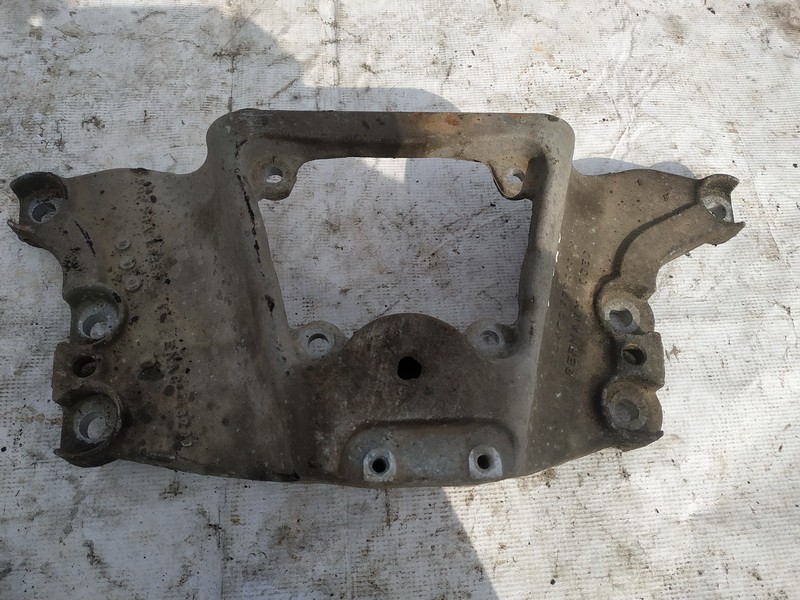 used used Engine Mount Bracket and Gearbox Mount Bracket Audi A6 2005 3 ...