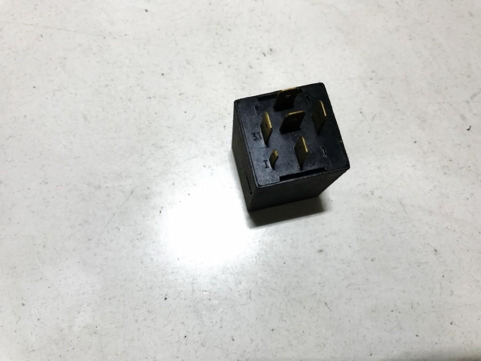 90069864 used Relay module Opel Kadett 1990 - EIS00636532 | Used Auto ...