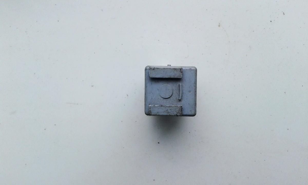 8198087203 81980-87203, FC257EB Relay module Daihatsu Cuore 1994 ...